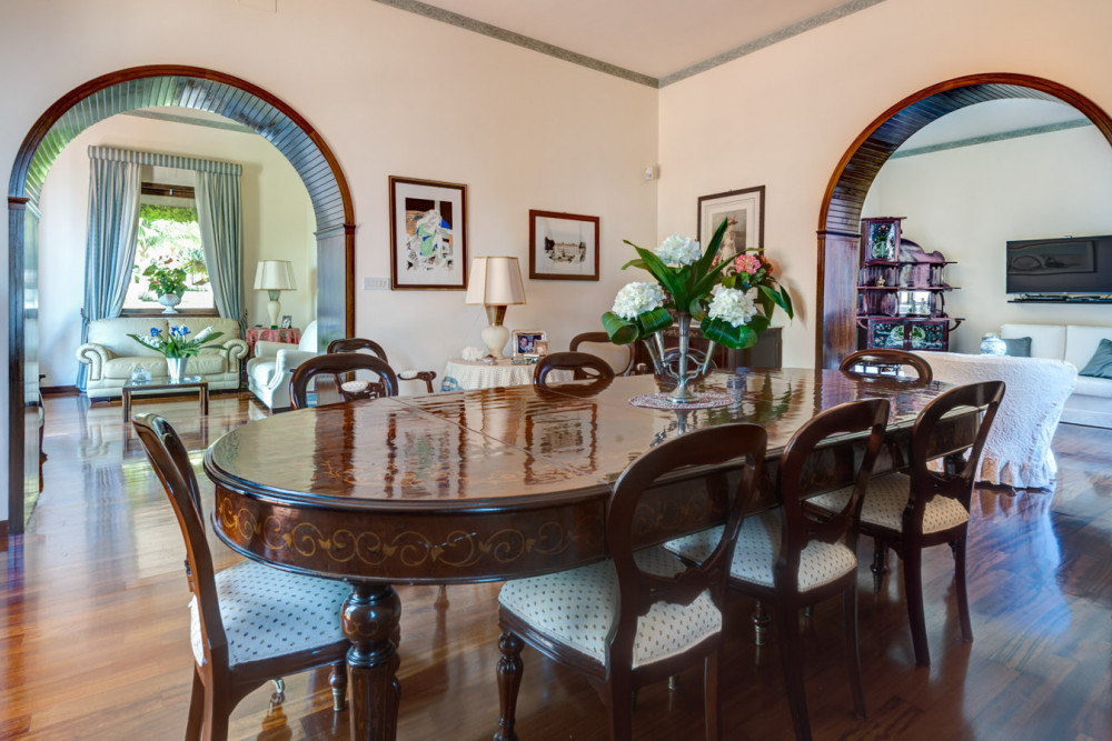 Ninella - 7 bed, 7 bedroom Villa in Italy | Top Villas